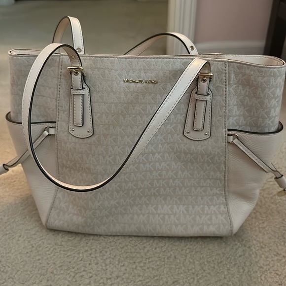 MICHAEL Michael Kors | Bags | Michael Kors White Tote | Poshmark